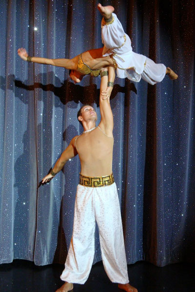 Adagio Aerial Contortion Duo 1114 International Talent Agency Rising