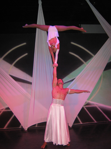 Acrobatic Duo Trio 579/ International Talent Agency "Rising Stars".